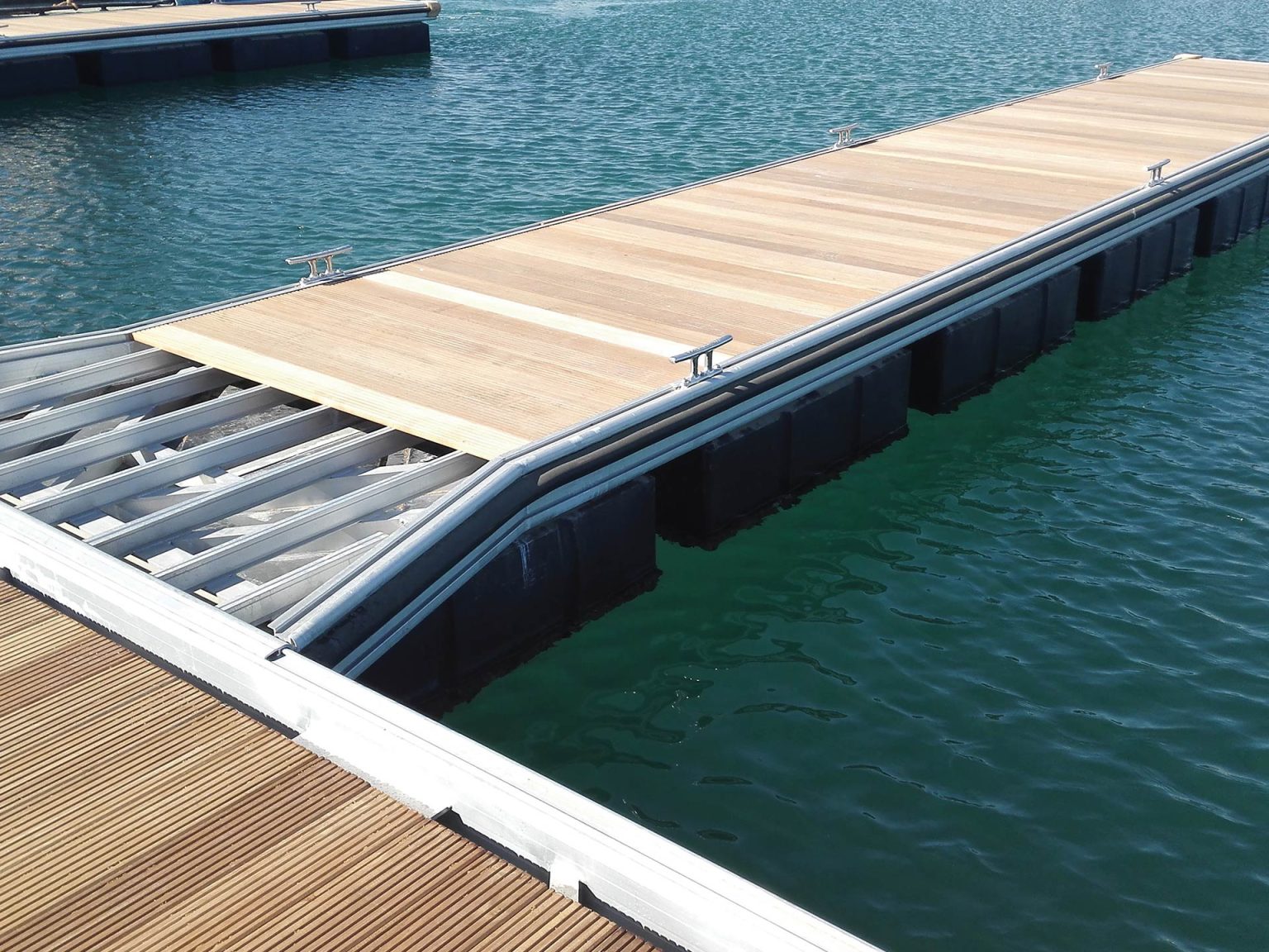 Aluminium Pontoons – Livart